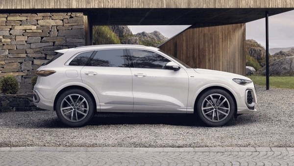 "전기로만 113km 달린다"…아우디, Q5 e-하이브리드 공개